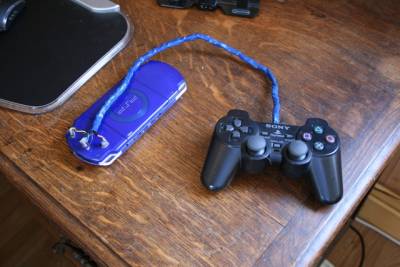 MOD - un MOD inédit : une manette PS2... sur PSP Slim&Lite - GAMERGEN.COM