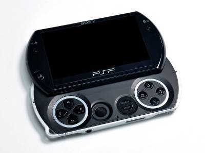 Info ou Intox - La PSP 4000 serait comme la PSP go mais avec un lecteur ...